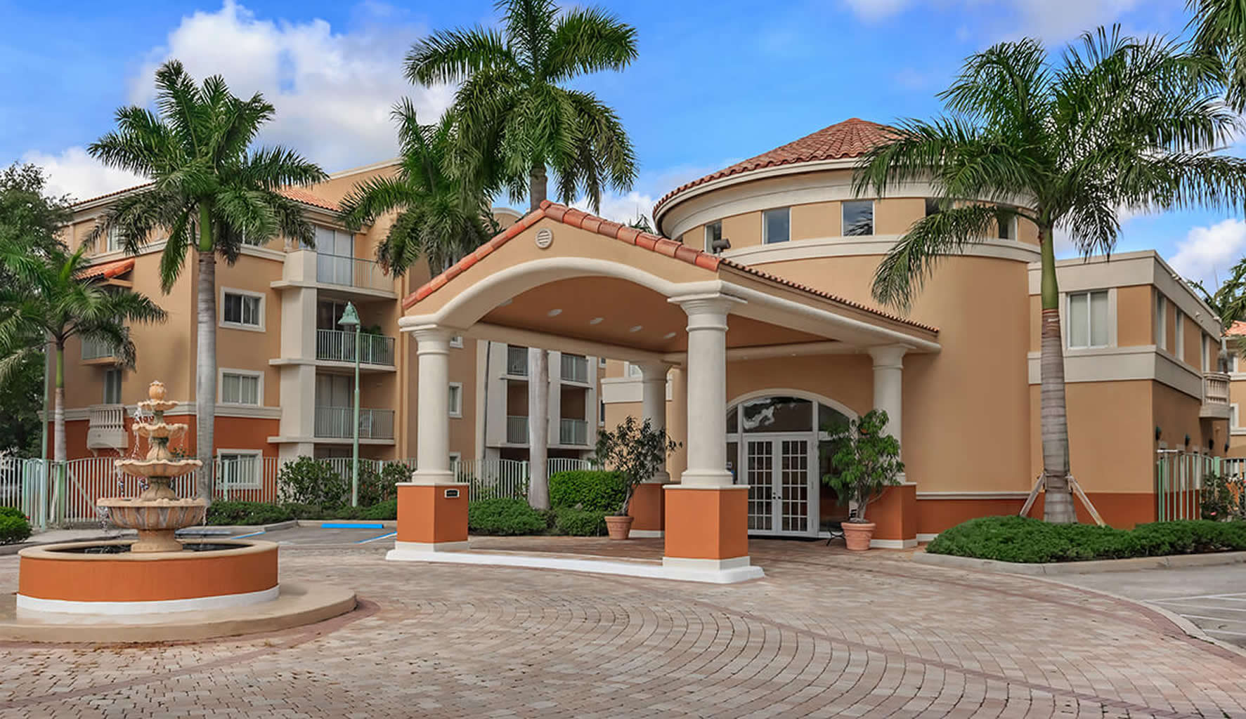 Lloyd Jones | Portfolio | Shamrock of Sunrise – REALIZED INVESTMENT